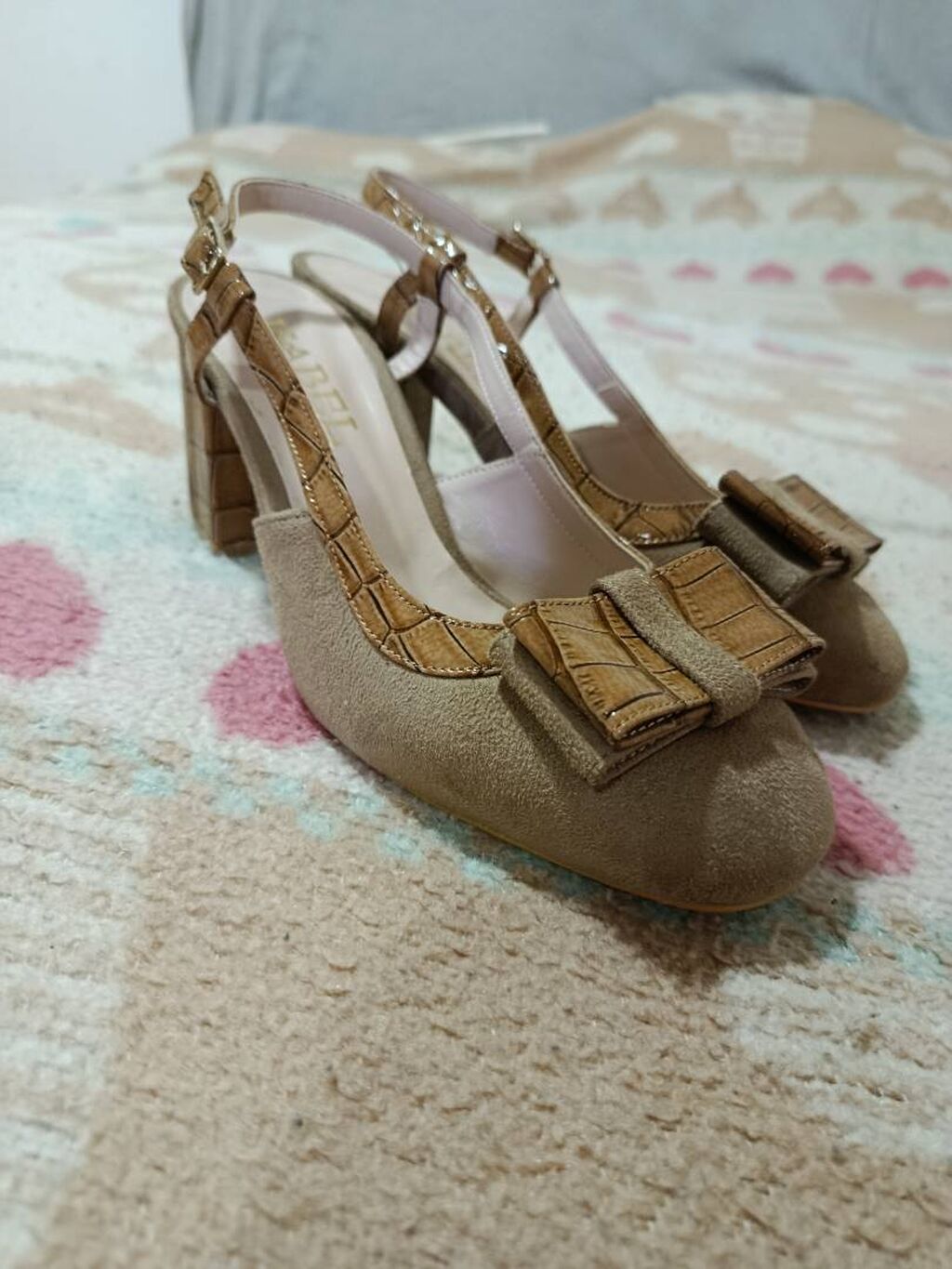 Sandale, 37