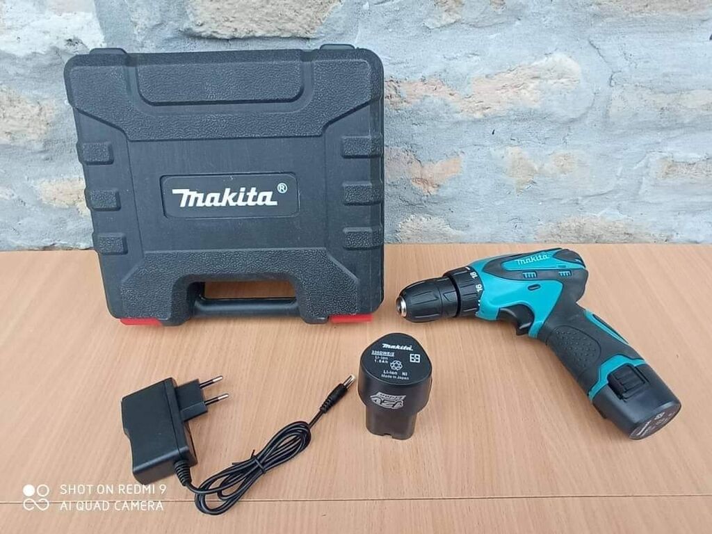 Makita Akušrafilica/bušilica/čekić 12v Samo 3000dinara. Porucite odmah