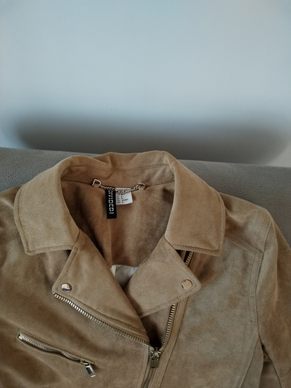 H&M Divided