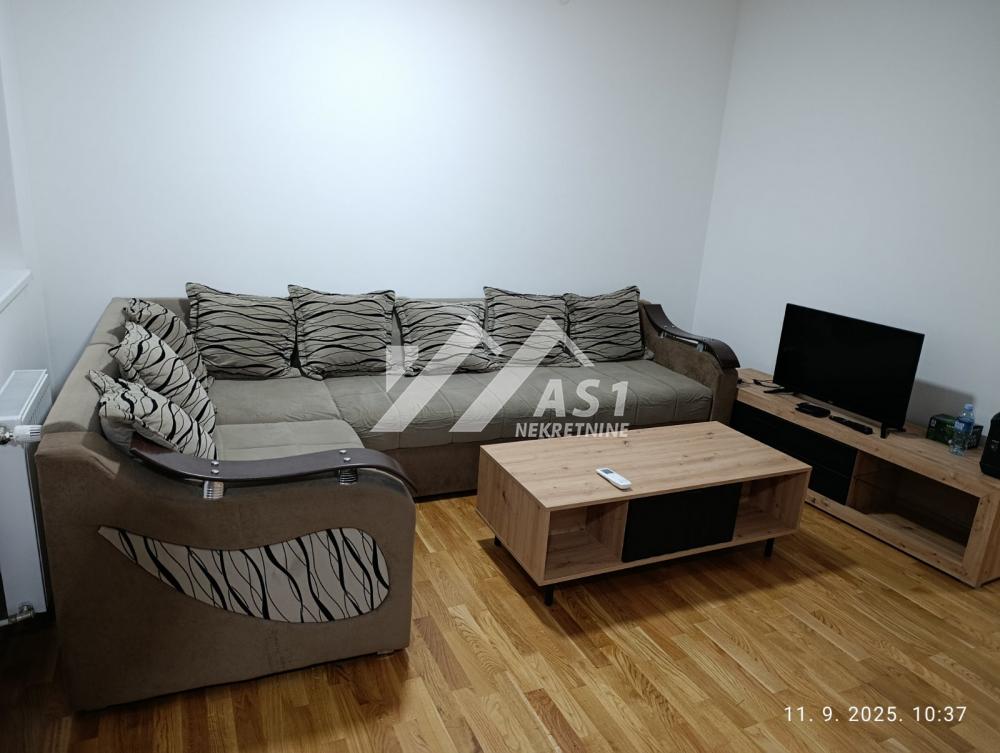 IZDAJE SE NOV DOIPOSOBAN STAN NA JUGOVICEVU-pet friendly ID#3707 600 €