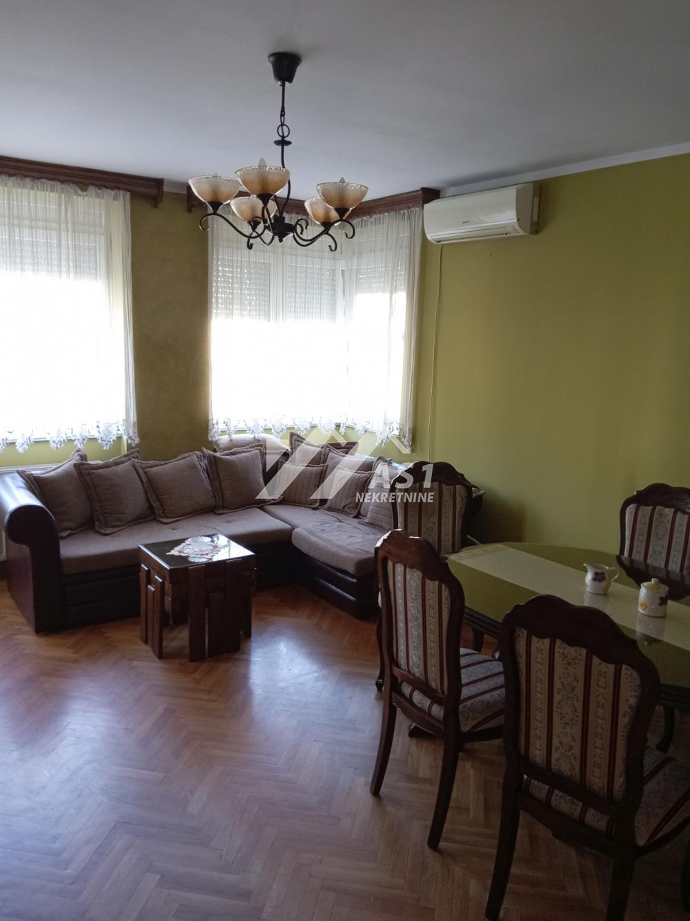 IZDAJE SE TROSOBAN STAN NA LIMANU III-pet friendly ID#3694 650 €