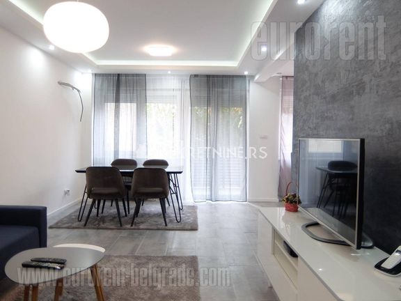 #41892, Izdavanje, Stan, KALENIĆ, 1250 EUR