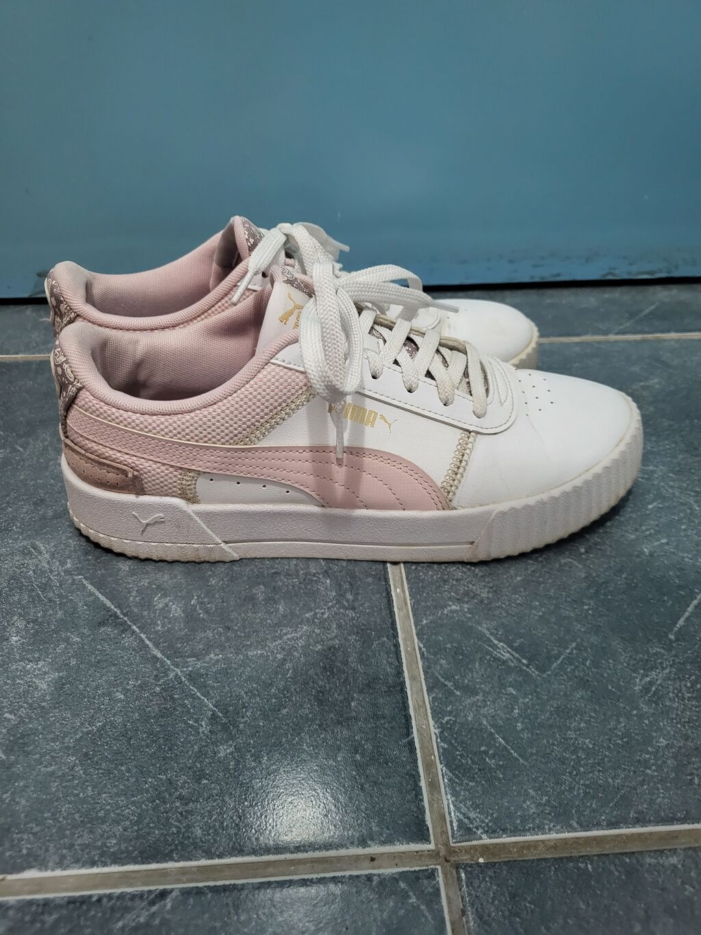Puma ženske patike - Model: niske lifestyle patike sa vezivanjem -