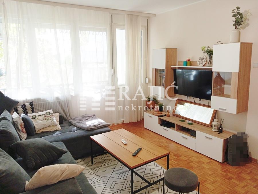 Zvezdara, Dimitrija Tucovića 50m2,2.0-renoviran #4319 650 €