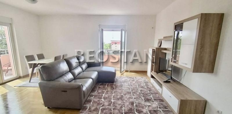 Novi Beograd - Ledine #64420 500 €