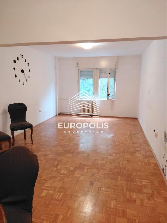 Odličan, komforan 3.0, 85m2, Šumice ID#8403 245.000 €