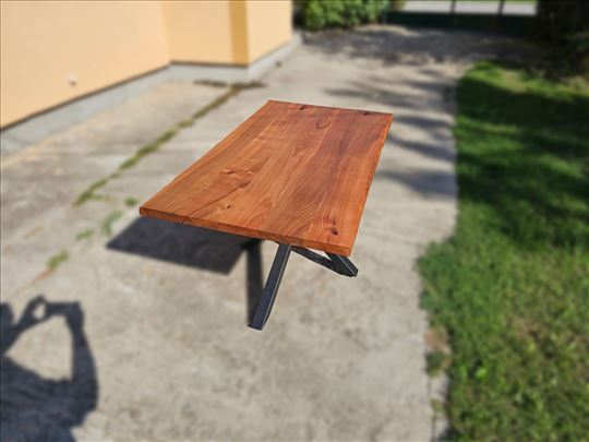 Trpezarijski sto pareni brest - puno drvo