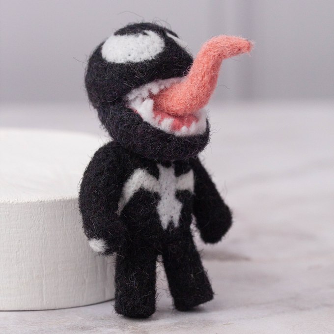 Venom figura od prirodne vune