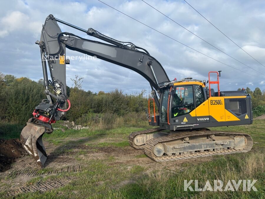 Prodaje se Volvo EC250EL mini bager na aukciji