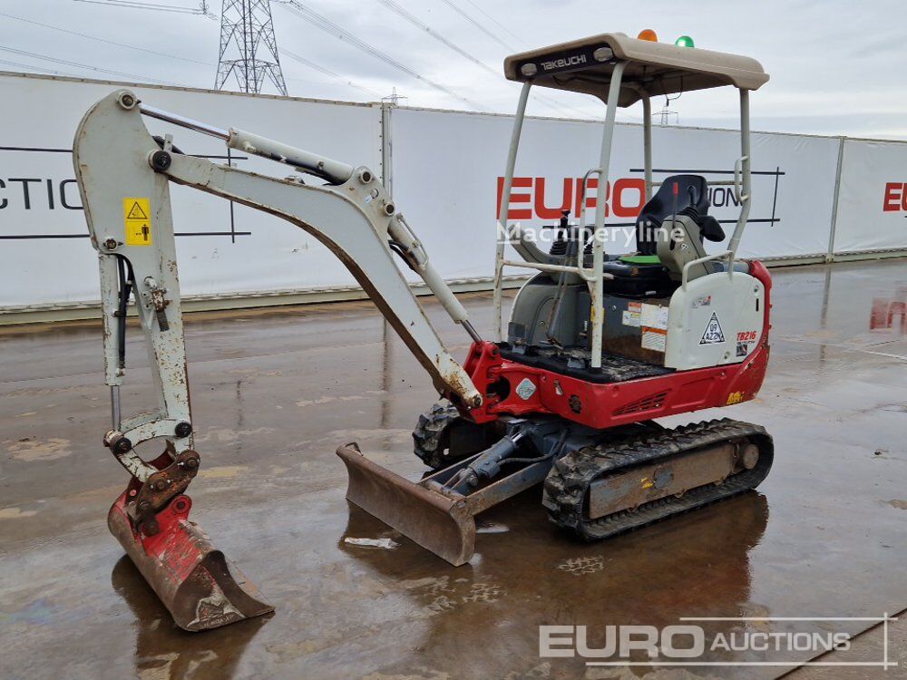Prodaje se Takeuchi TB216 mini bager na aukciji