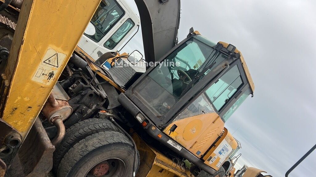 Volvo EW 160 bager točkaš po rezervnim delovima