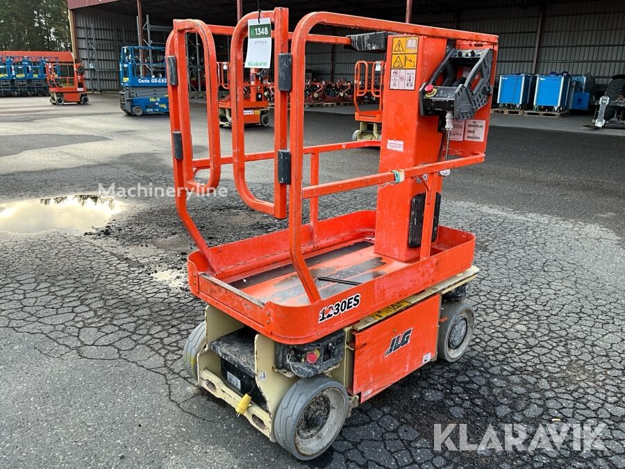 Prodaje se JLG 1230ES jarbolnu penjajuću platformu na aukciji