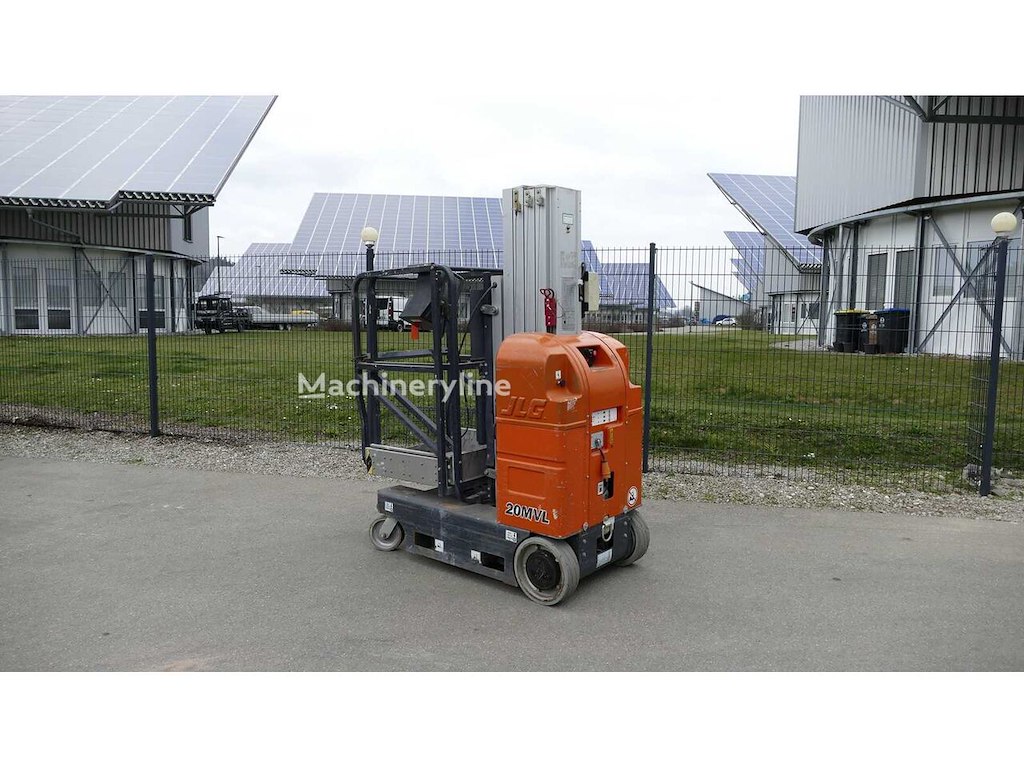 Prodaje se JLG 22MVL makazastu platformu na aukciji