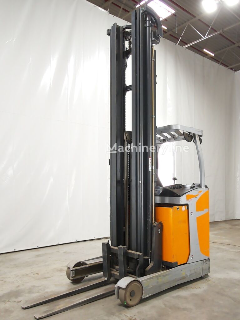 Still FM-X17 regalni viljuškar