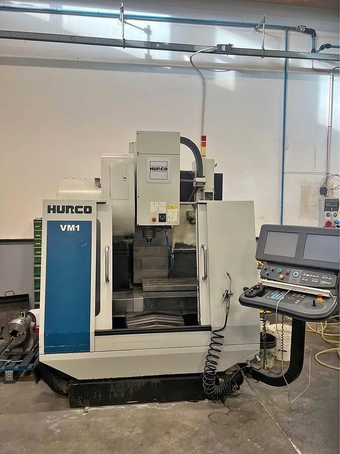 Hurco VM1 obradni centar