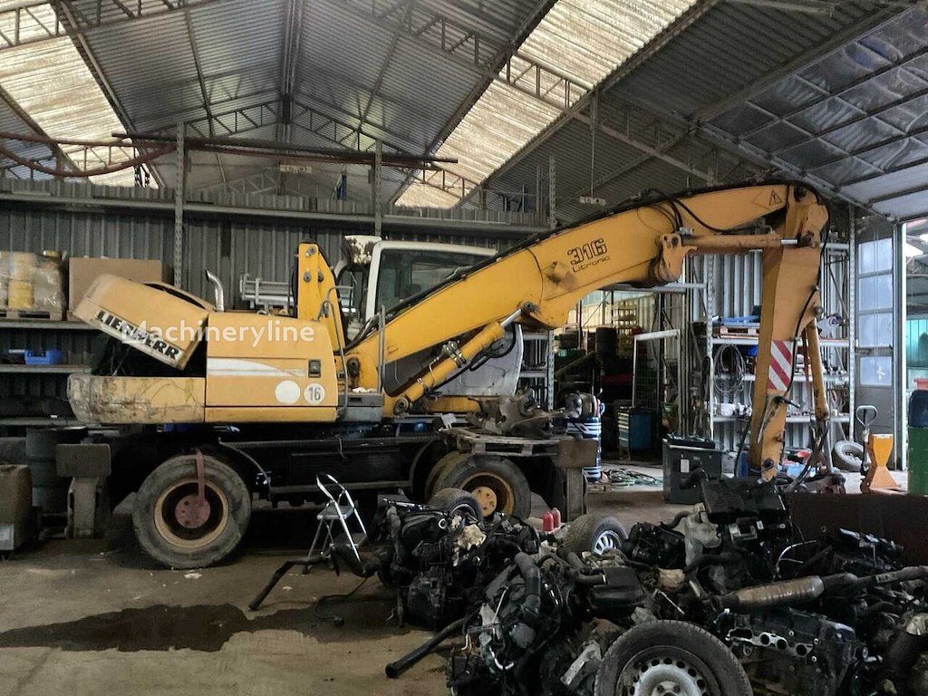 Prodaje se Liebherr A 316 Litronic bager točkaš na aukciji