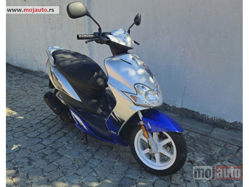Yamaha CS50
