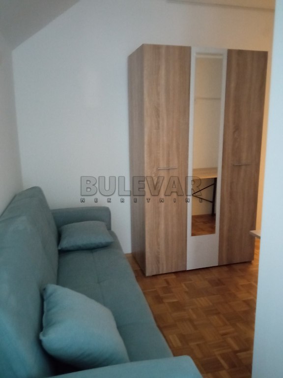 Jednosoban stan, 40 m2, Medijana, Sretena Stefanovića ID: i-010478