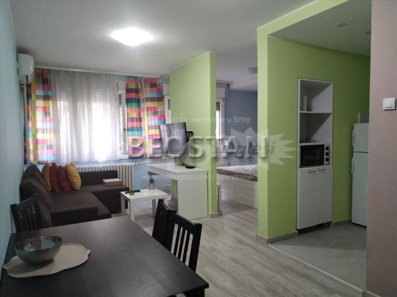 Novi Beograd - Hotel jugoslavija #64524 650 €