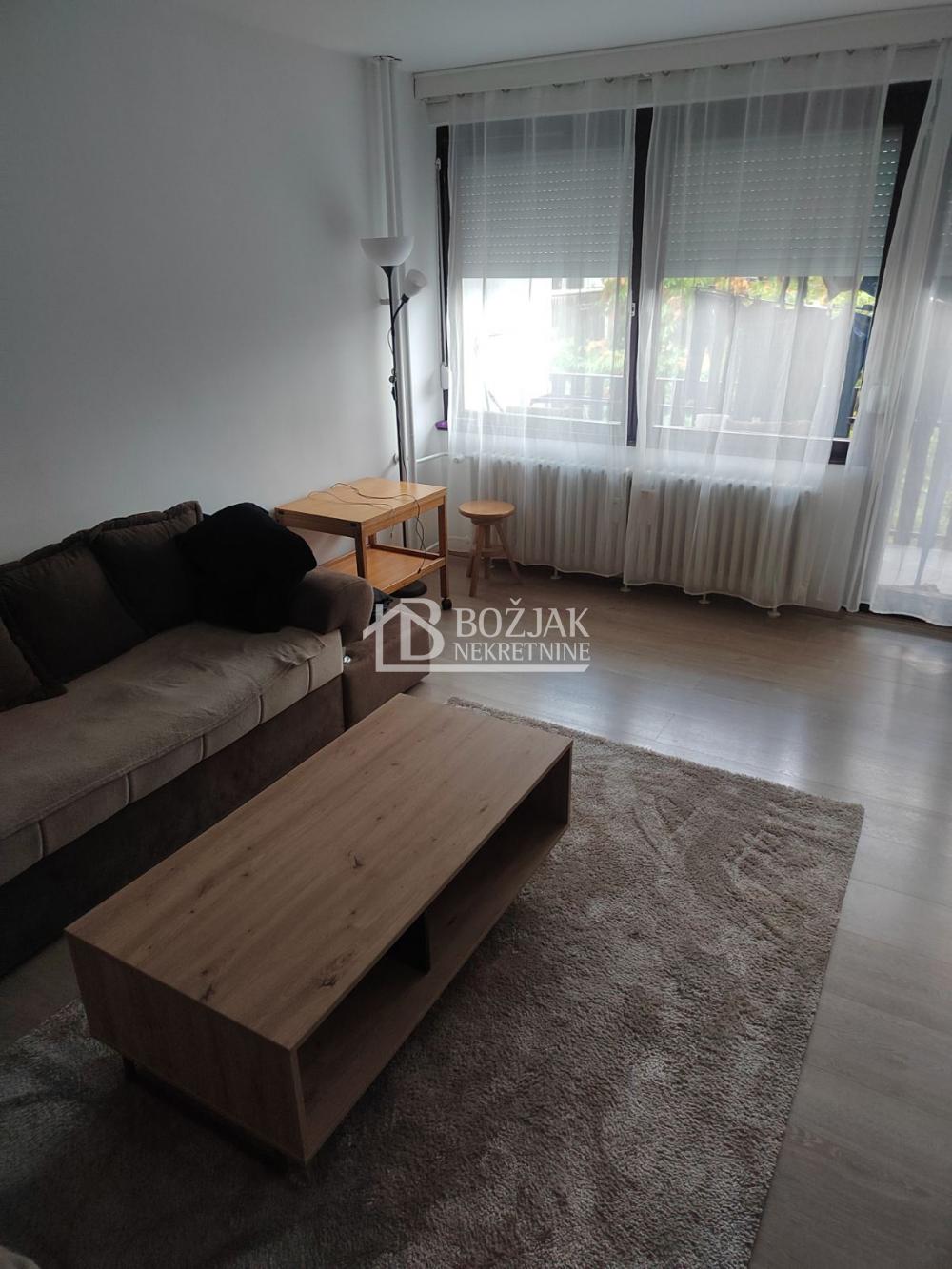 Dvosoban, renoviran stan, Bagljaš ID#2451 63.000 €