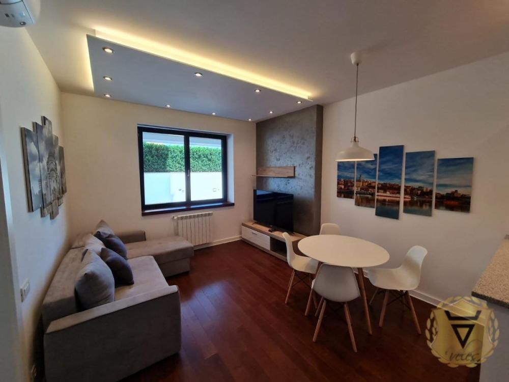 Jednoiposoban stan za izdavanje, 36m2, 800€