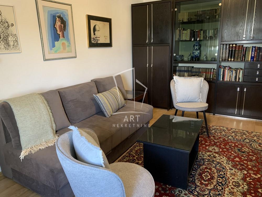 Bulevar Kralja Aleksandra, Jednosoban stan za izdavanje, 37m2, 500€