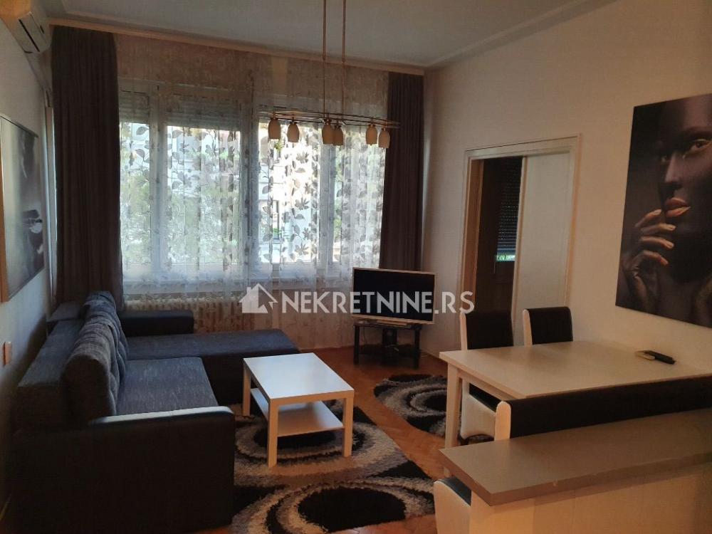 Kralja Petra, Dvosoban stan za izdavanje, 50m2, 800€