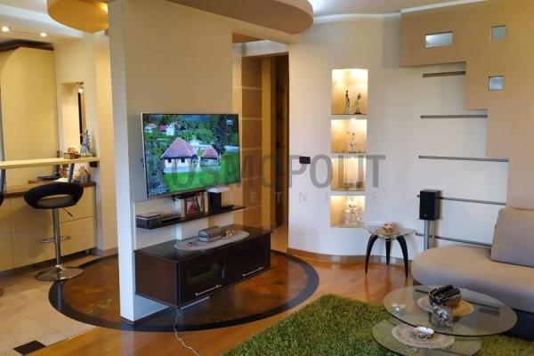 Bulevar Arsenija Čarnojevića, Trosoban stan za izdavanje, 96m2, 1.000€