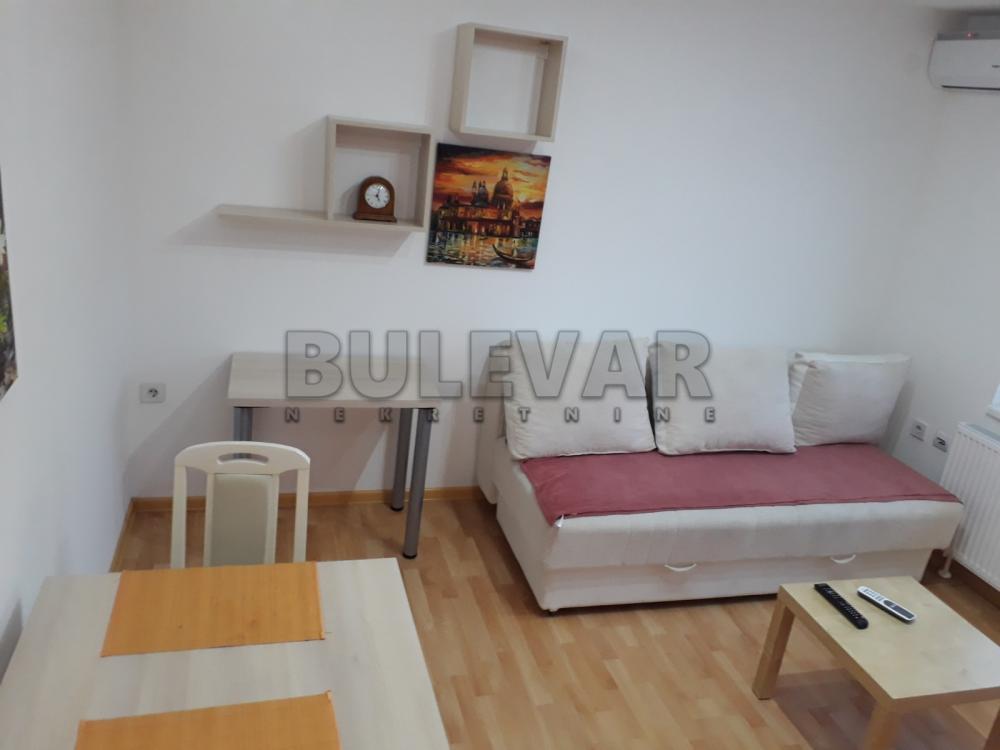2. srpskog ustanka, Jednoiposoban stan za izdavanje, 41m2, 330€