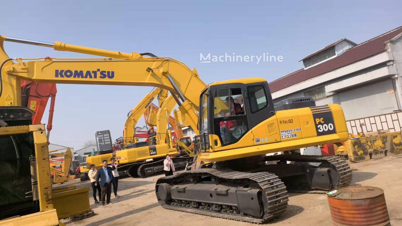 Komatsu PC300-7 bager guseničar