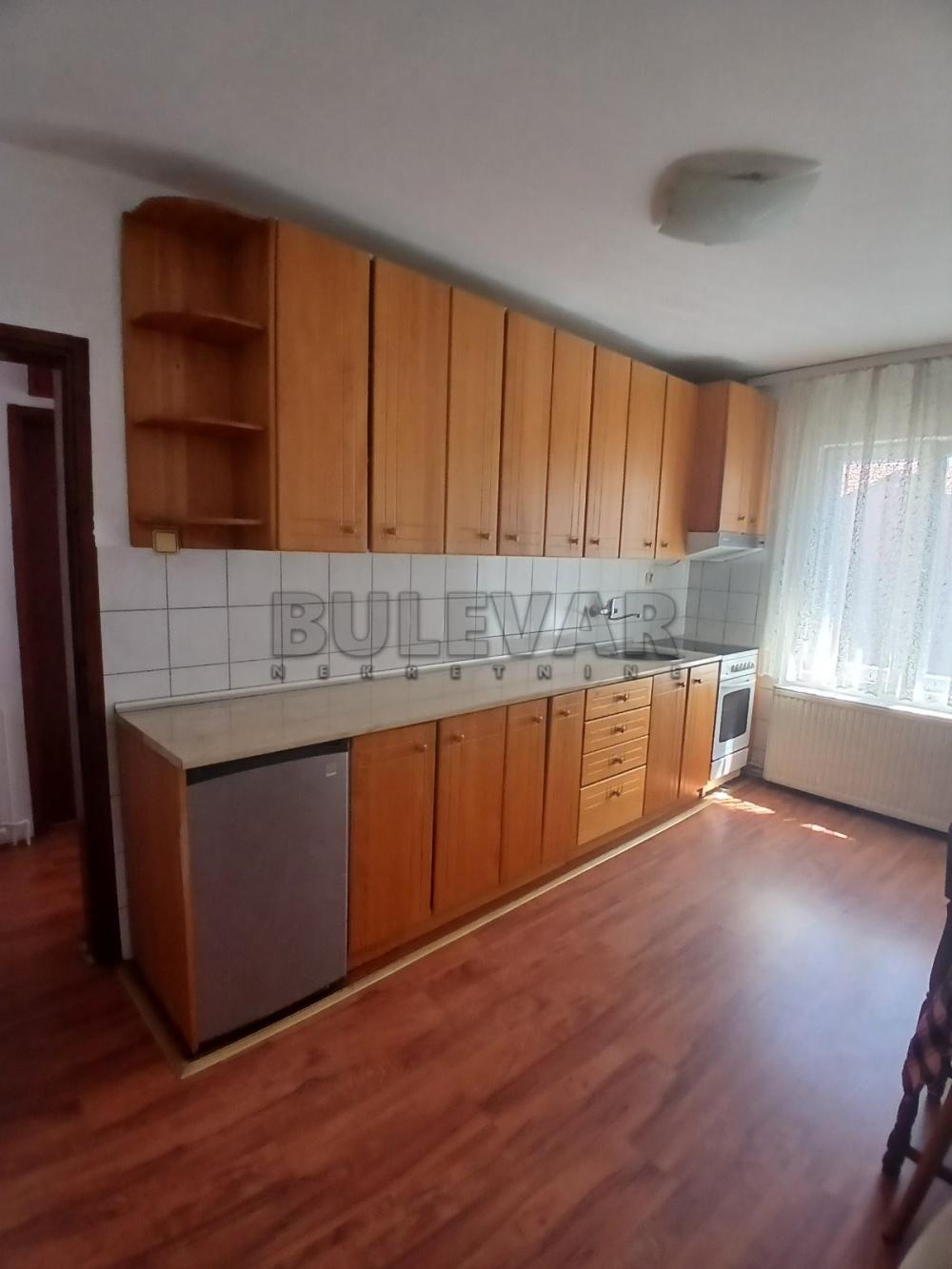 Cetinjska, Dvosoban stan za izdavanje, 68m2, 400€