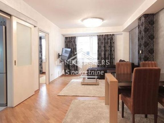 Stari grad, Terazije, 3.0 stan, 89m2, 1100 EUR