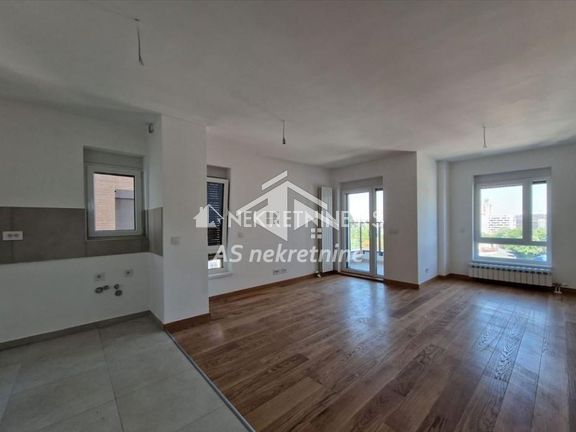 Novi Beograd, Blok 65, West 65, 3.0 stan, 84m2, 1200 EUR