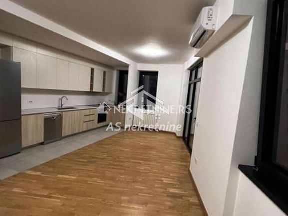 Savski venac, Beograd na vodi, 4.0 stan, 117m2, 2200 EUR
