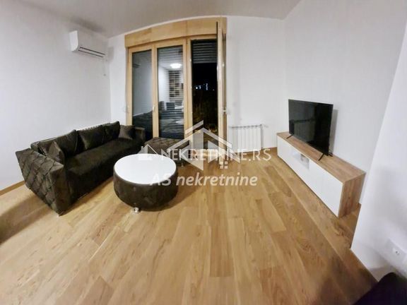 Zemun, Cara Dušana, 2.0 stan, 55m2, 800 EUR