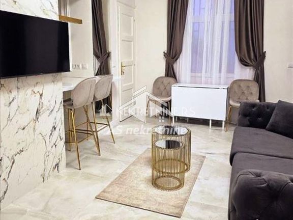 Palilula, Tašmajdan, 2.0 stan, 52m2, 1000 EUR