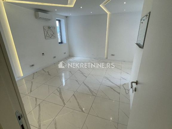 www.agencijavila.rs ID 14396-1