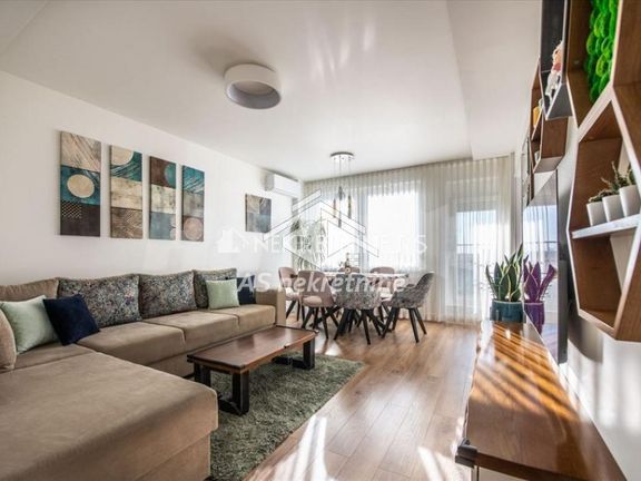 Novi Beograd, Blok 23, 3.5 stan, 72m2, 1300 EUR