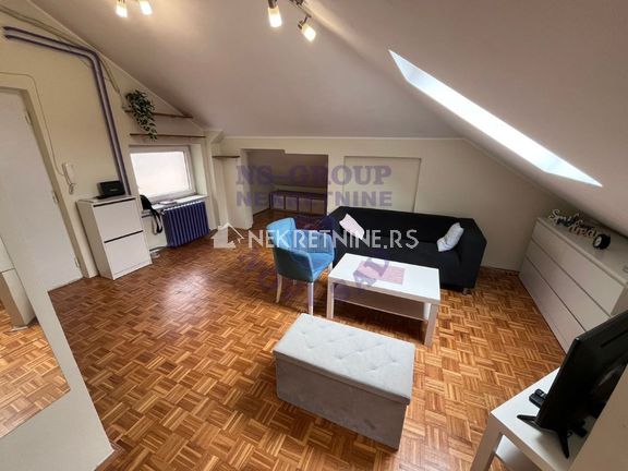 Garsonjera 22m2 Bulevar