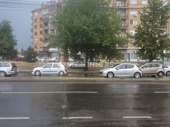 Ocuvana garsonjera,juzno orjentisana,31m2 sa balkonom i panoramskim pogledom.