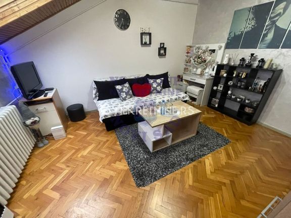 Odlican jednosoban stan na Novom naselju-Bistrica