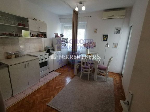 Jednoiposoban stan od 32m2, Satelit