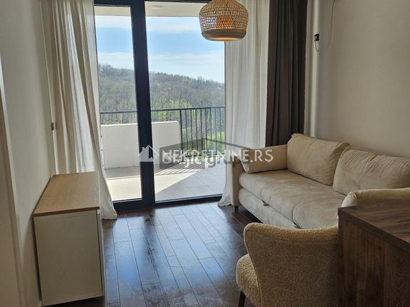 Kosmaj residence - namešten, prvi sprat, Prvomajska