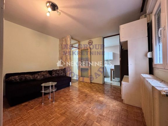 556203-Jednoiposoban-35m2-Liman 3
