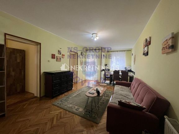 Poštovani klijenti , sa zadovoljstvom vam predstavljamo dvoiposoban stan.