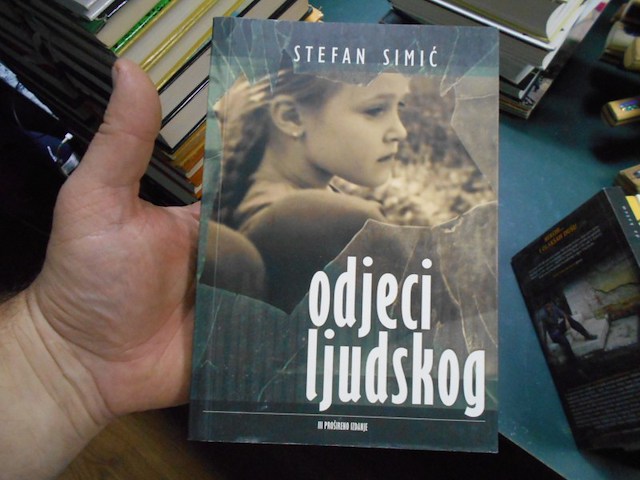 Stefan Simić - Odjeci ljudskog