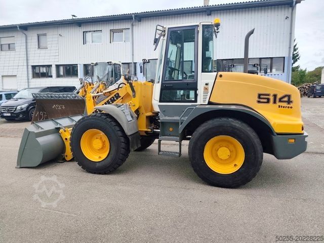 Utovarivač na točkovima
LIEBHERR L 514 kein 509 524 original Stunden