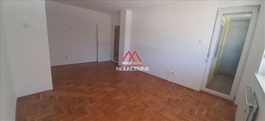 Dvosoban stan - 61m2 - Telep