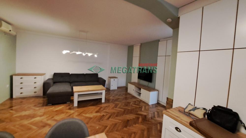 4-soban, 103m2, LUX, centar, Stražilovska / Bul.cara Lazara 3.sprat ID#652 900 €