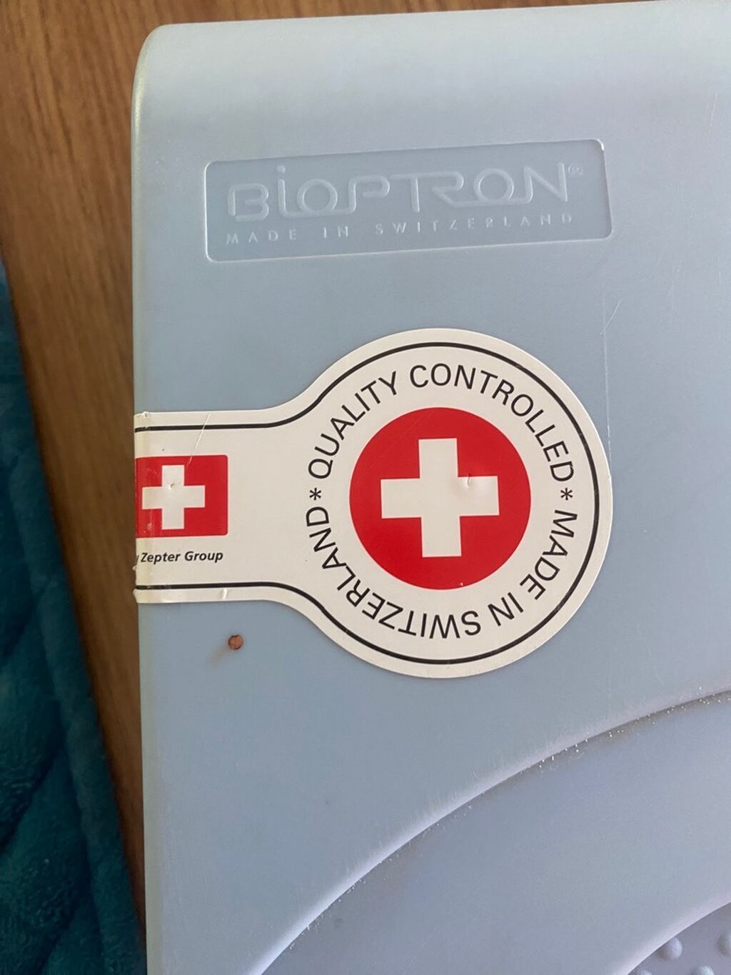 Bioptron Compact II – ručni uređaj za svetlosnu terapiju -